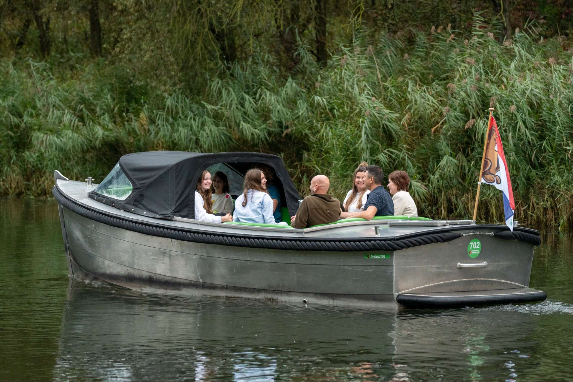 Sloep huren Biesbosch | Dé sloepverhuur vanuit Drimmelen