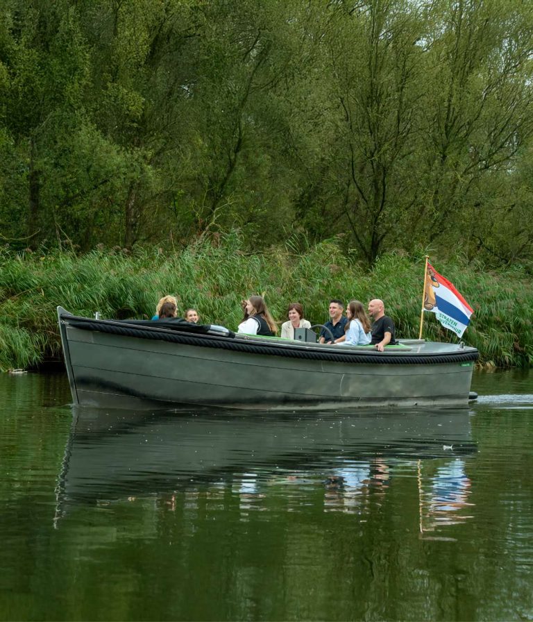 Fluisterboot huren Biesbosch – Varen vanuit Drimmelen